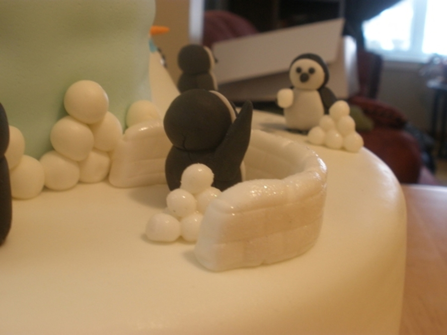 Pengin Birthday Cake - CakeCentral.com