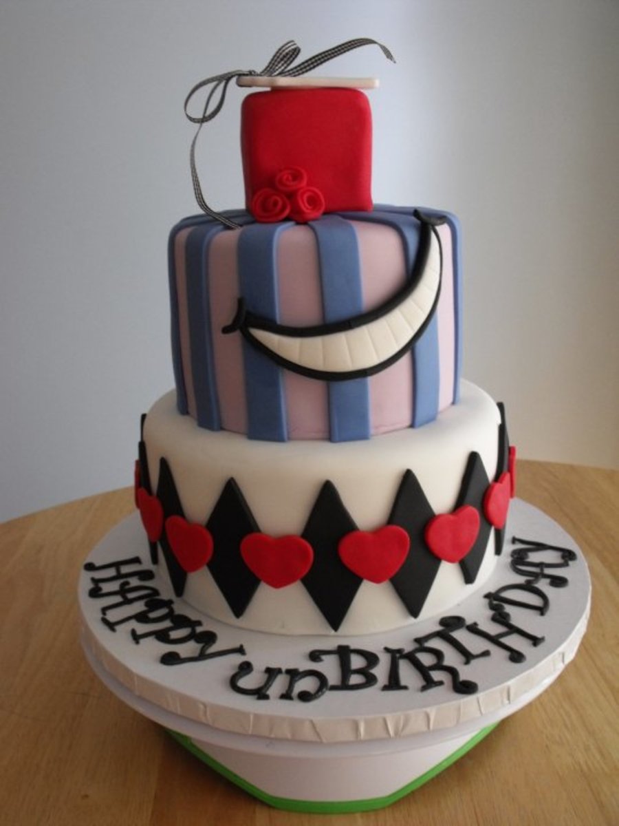 Alice In Wonderland Cake - CakeCentral.com