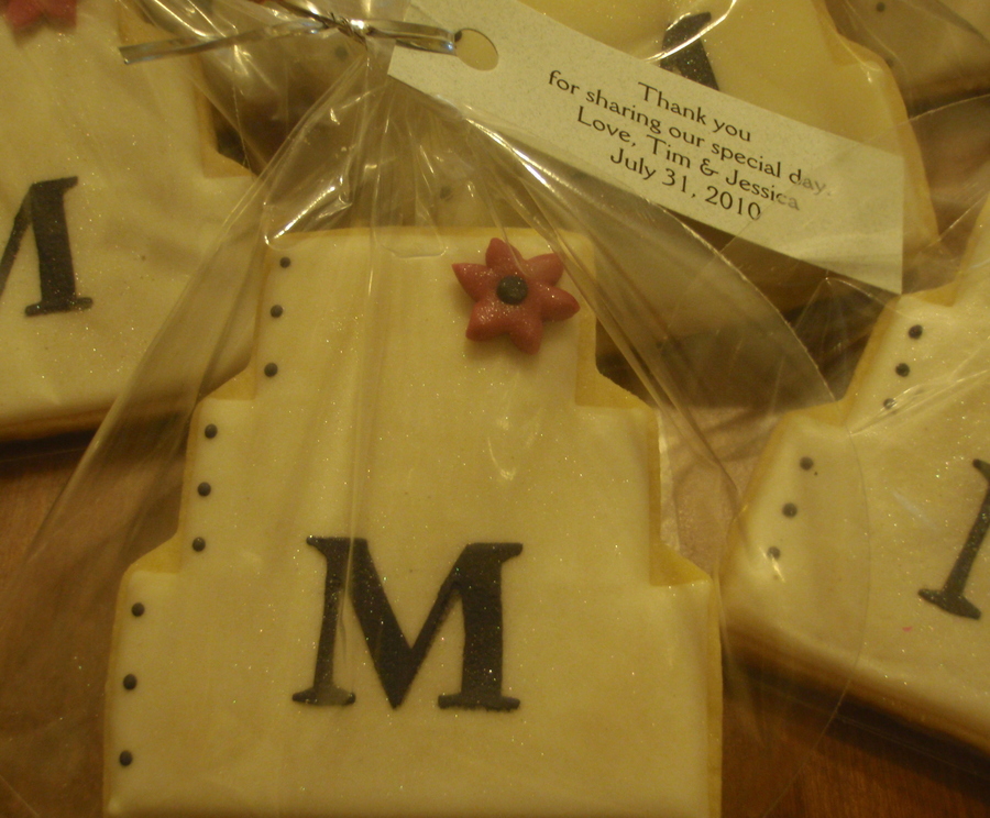 Monogram Wedding Cookie - CakeCentral.com