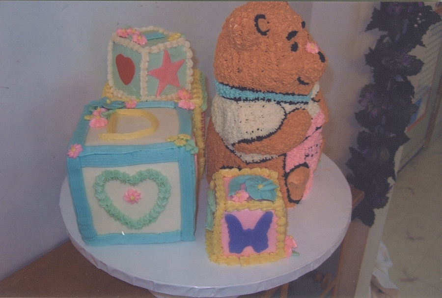 Pooh Bear & Blocks - CakeCentral.com