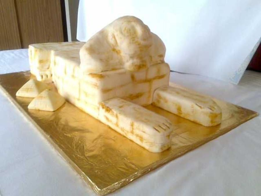 Egyptian Sphinx Cake - CakeCentral.com