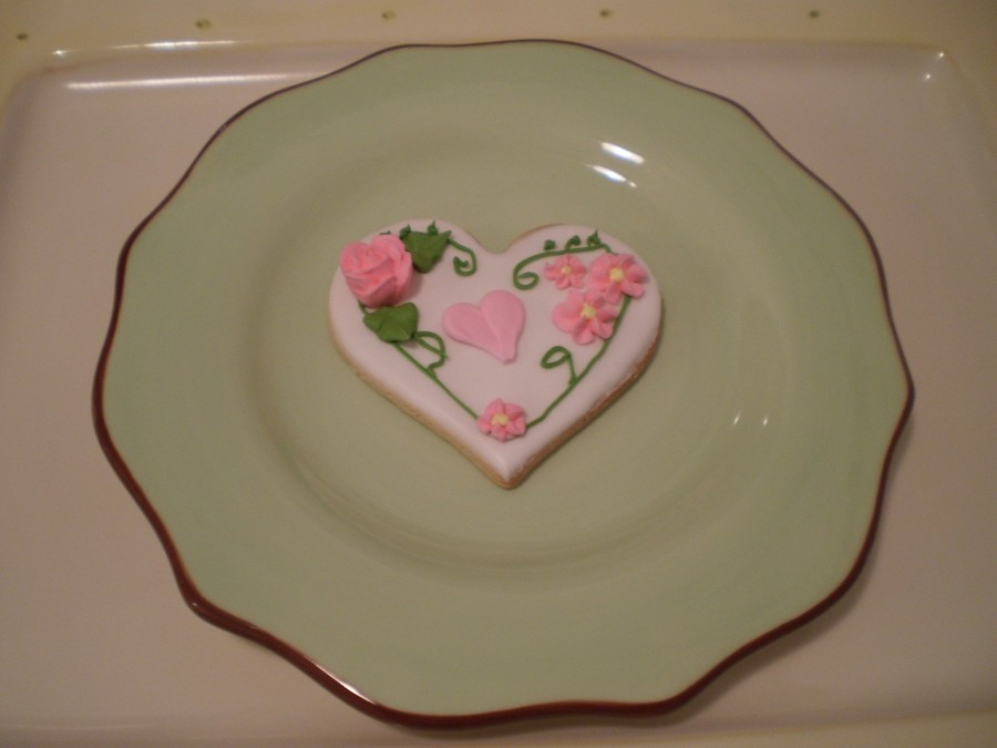 Valentine's Cookie - CakeCentral.com