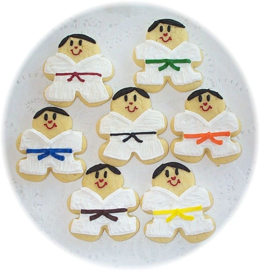 Karate Kids - CakeCentral.com