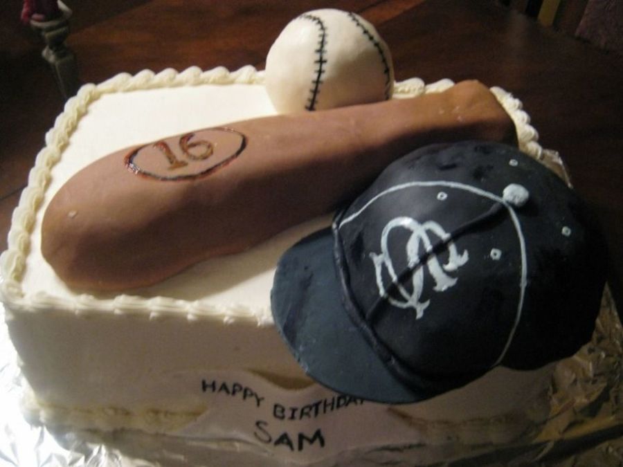 Baseball Cake - CakeCentral.com