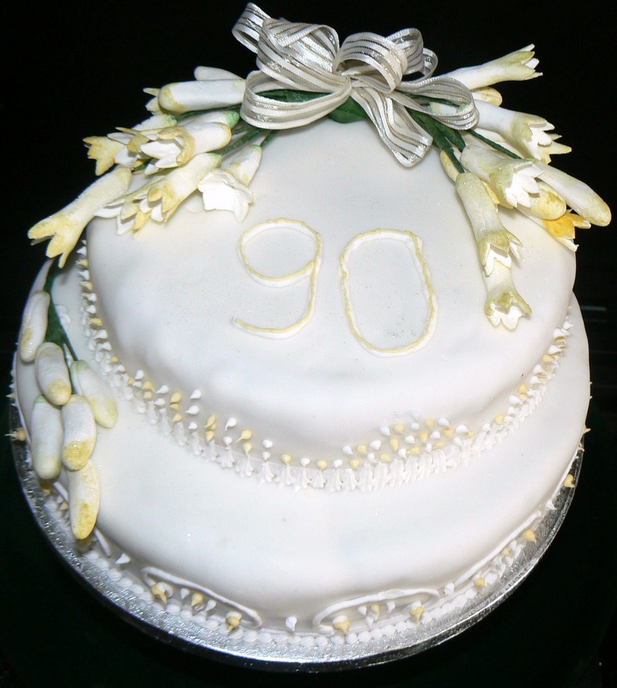 90Th Birthday Cake - CakeCentral.com