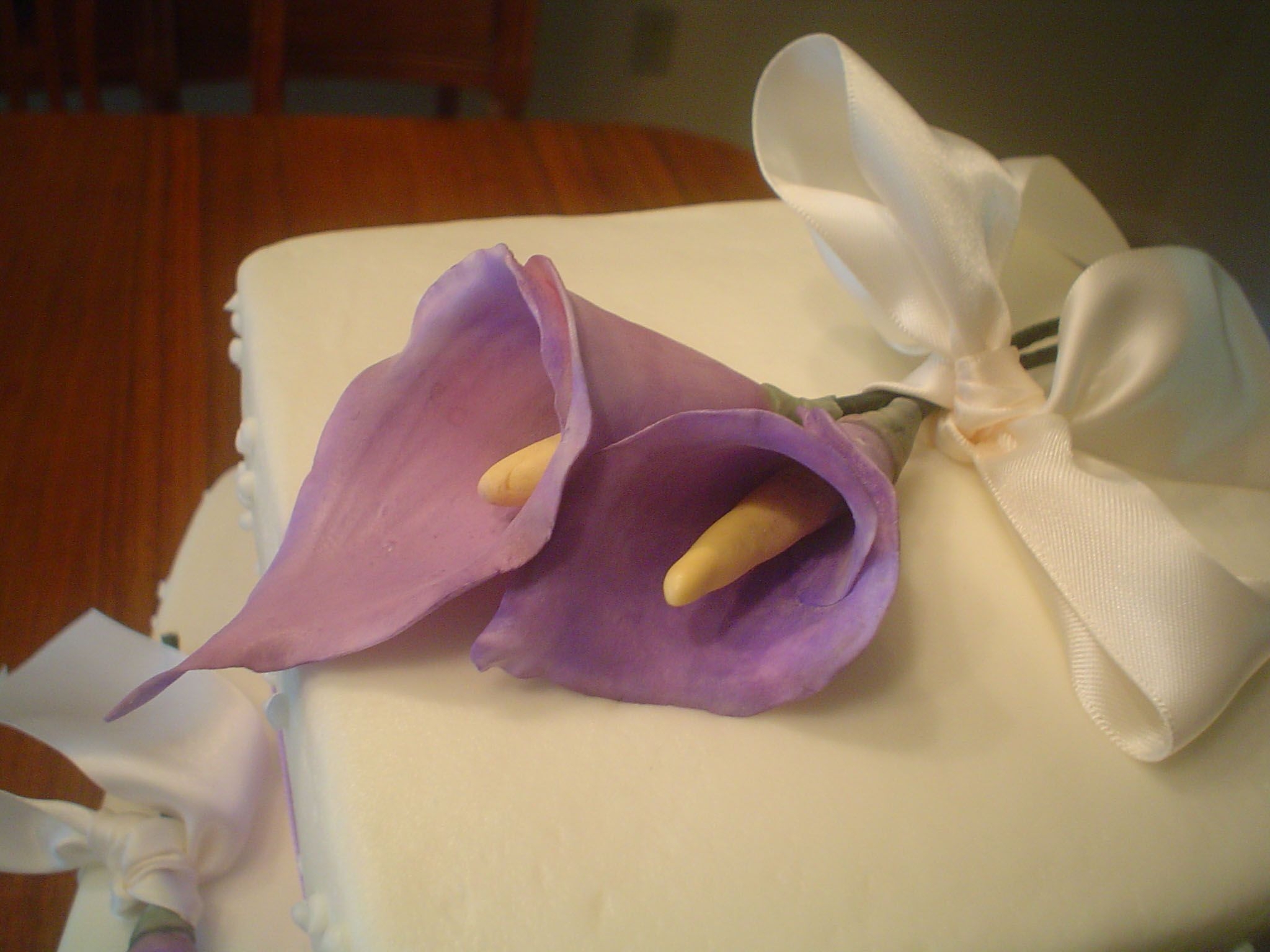 Anniversary Calla Lily Cake - CakeCentral.com