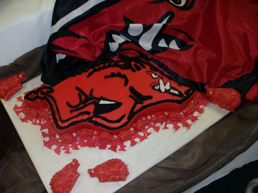 Razorback - CakeCentral.com