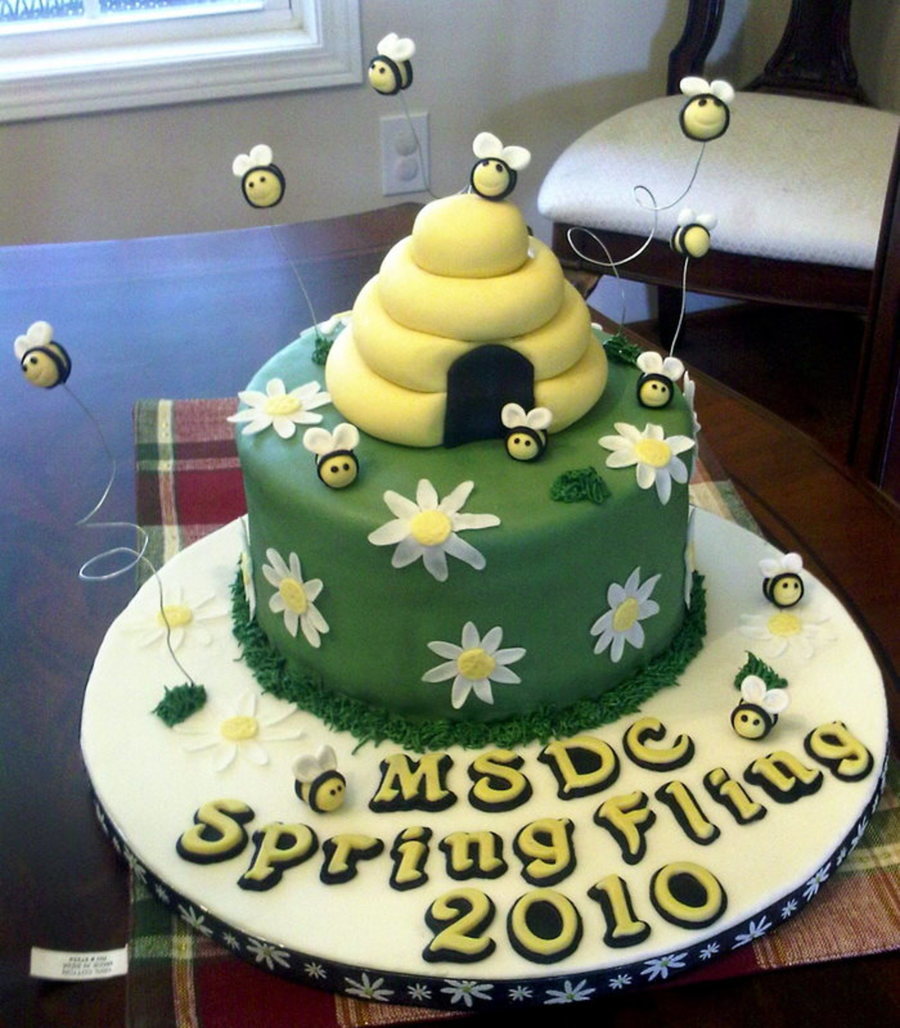 Beehive Cake - CakeCentral.com