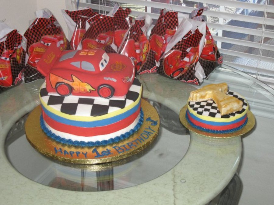 Lightning Mcqueen And Piston Cup - CakeCentral.com