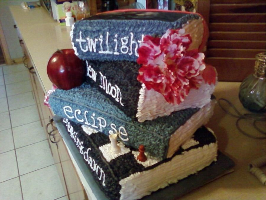Twilight Cake - CakeCentral.com