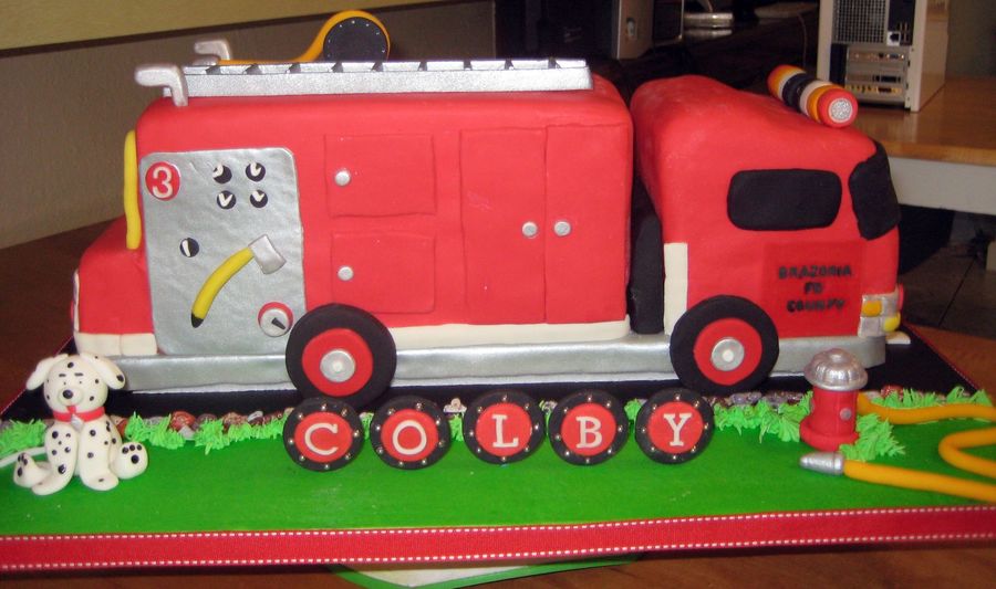 Fire Engine - CakeCentral.com