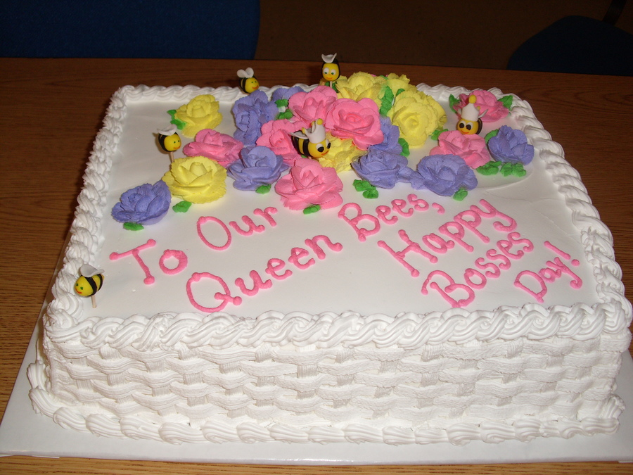 Queen Bee Cake - CakeCentral.com