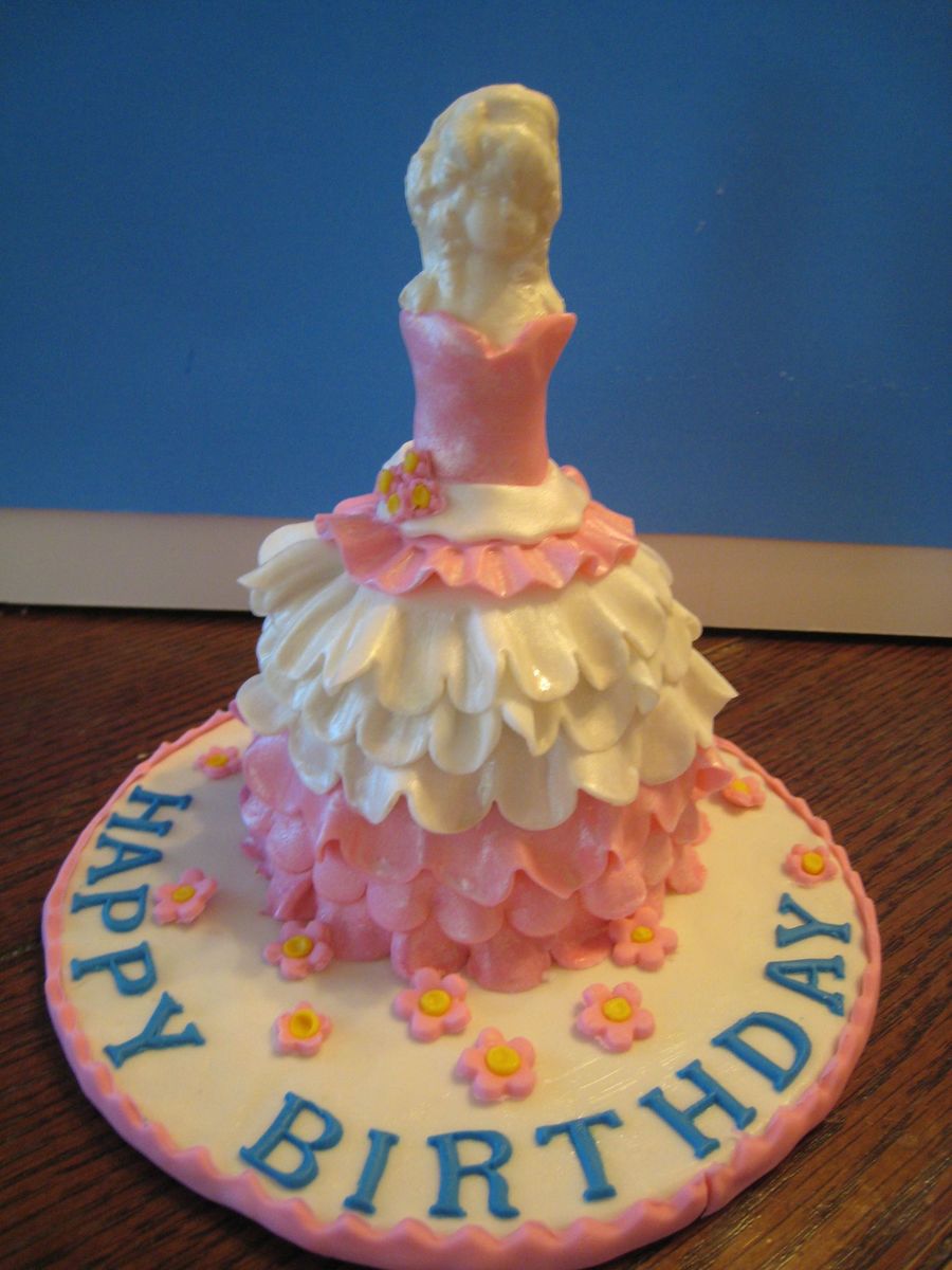 Lady Cake - CakeCentral.com