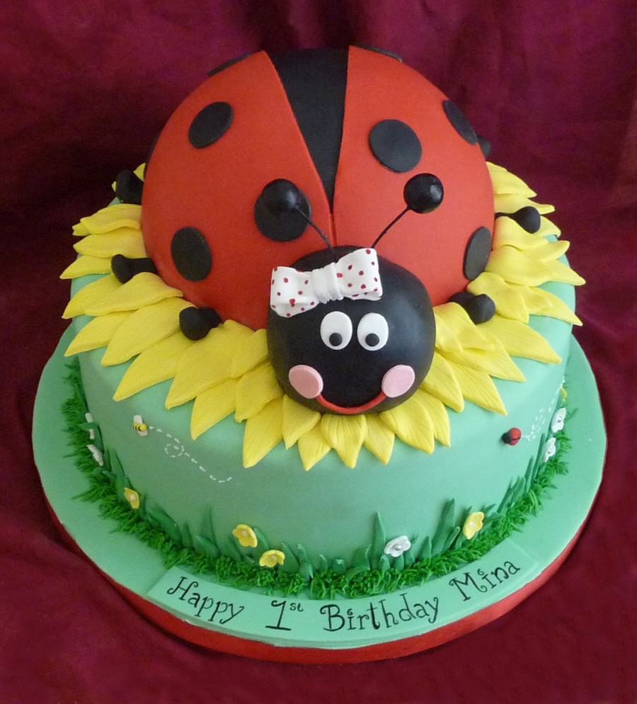 Ladybug - CakeCentral.com