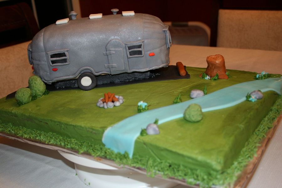 Airstream Cake - CakeCentral.com