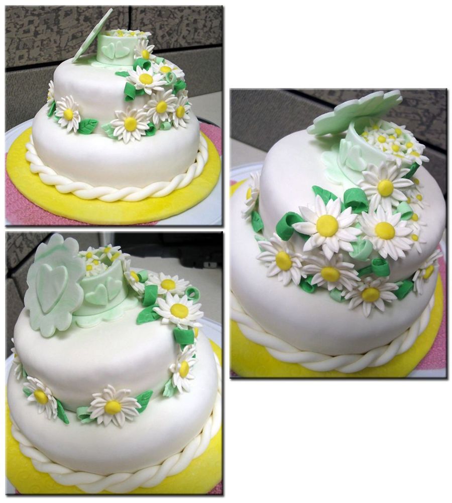Daisy Themed Mini Wedding Cake For A Small Ceremony - CakeCentral.com
