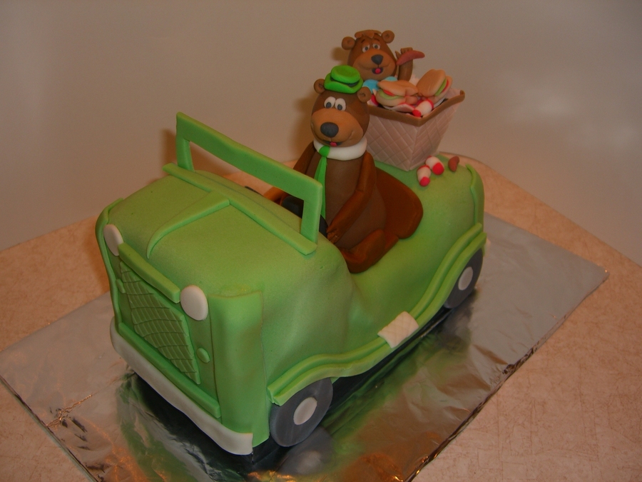 Yogi Bear - CakeCentral.com