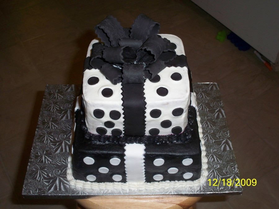 Black And White Polka Dot Birthday Cake - CakeCentral.com