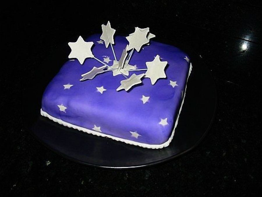 Purple Star Cake - CakeCentral.com