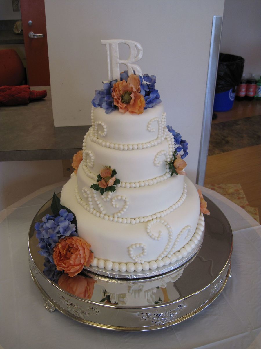 10Th Wedding Anniversary Cake - CakeCentral.com