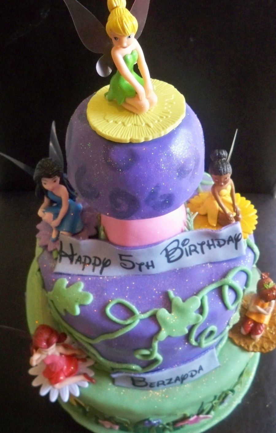 Berzayda's Fairies - CakeCentral.com
