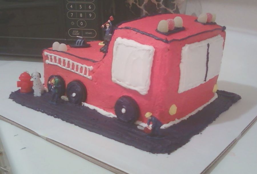 Katy's Firetruck Babyshower Cake - CakeCentral.com