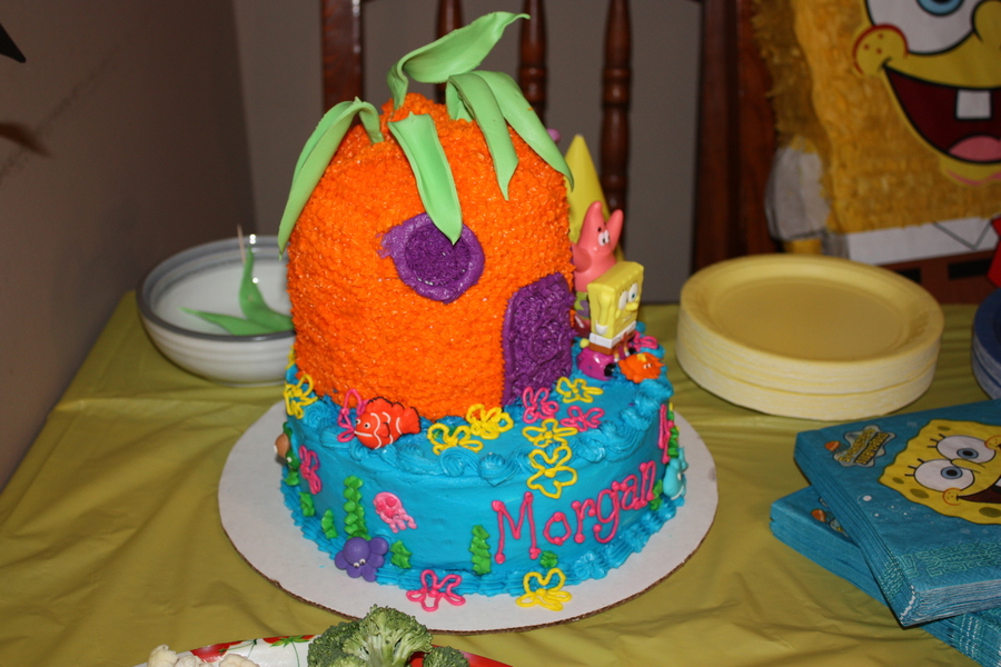 Spongebob/pineapple House Cake - CakeCentral.com