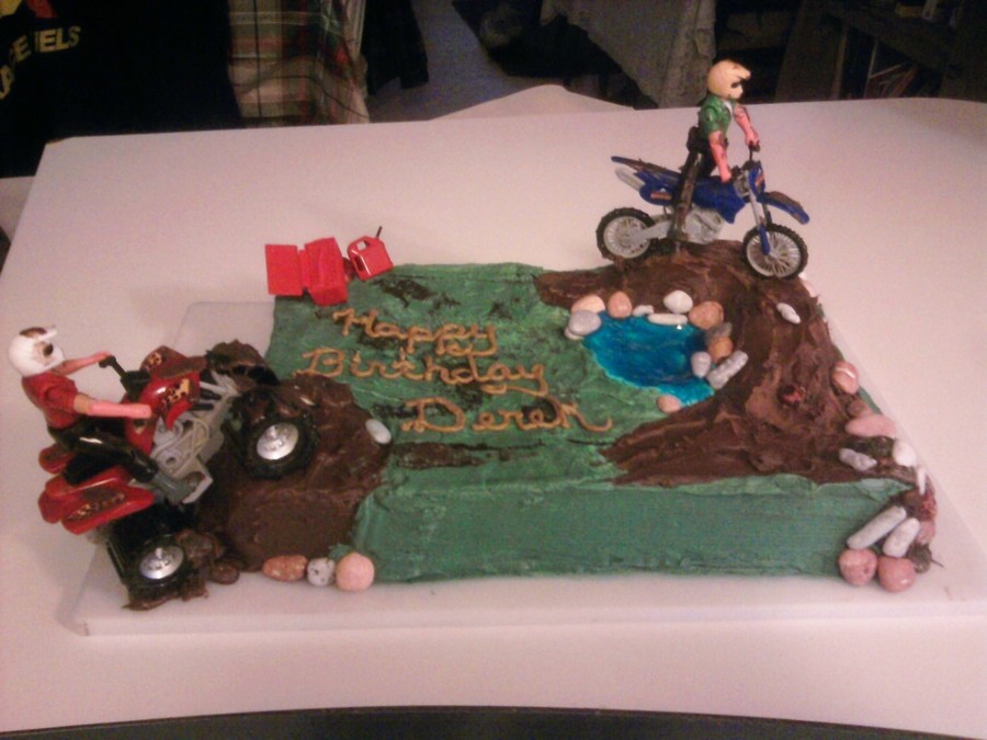 Four Wheeling And Mudding - CakeCentral.com
