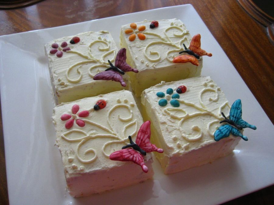 Mini Butterfly Cakes - CakeCentral.com