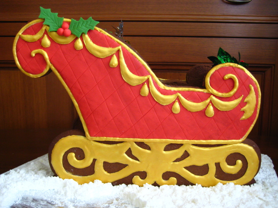Gingerbread Sleigh - CakeCentral.com