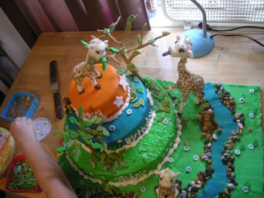 Giraffes And Monkeys - CakeCentral.com