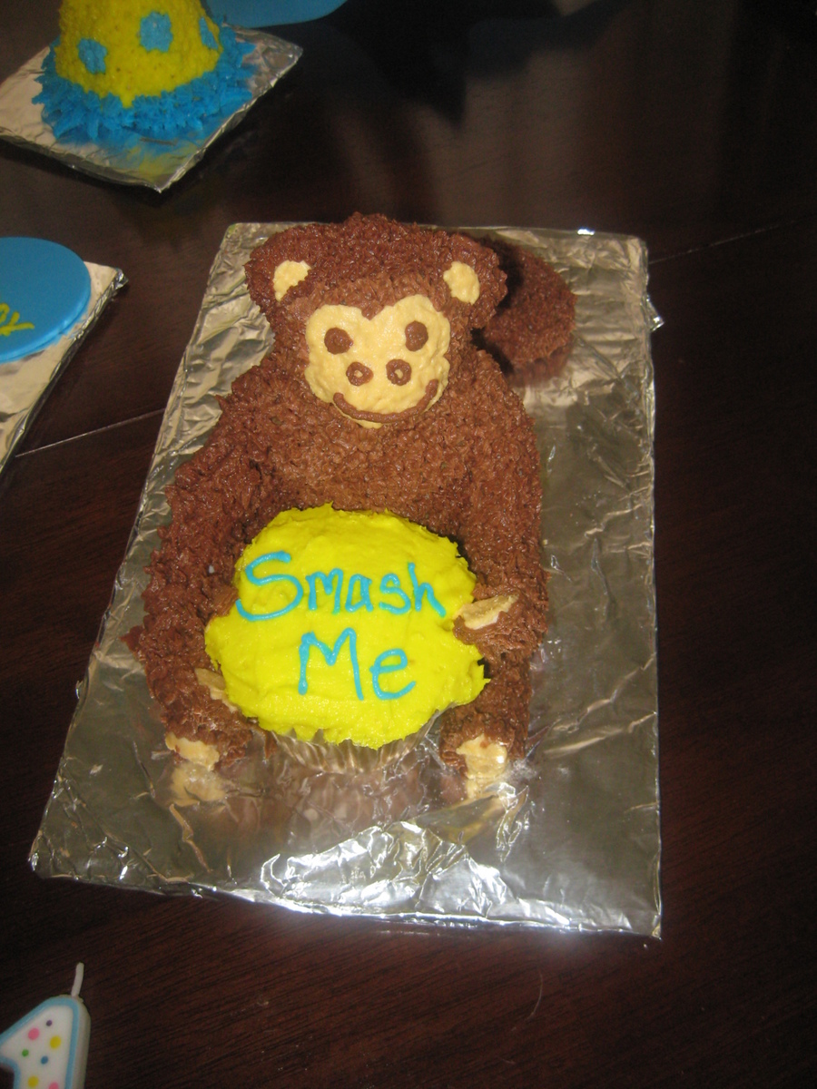 3-D Monkey Birthday Cake - CakeCentral.com