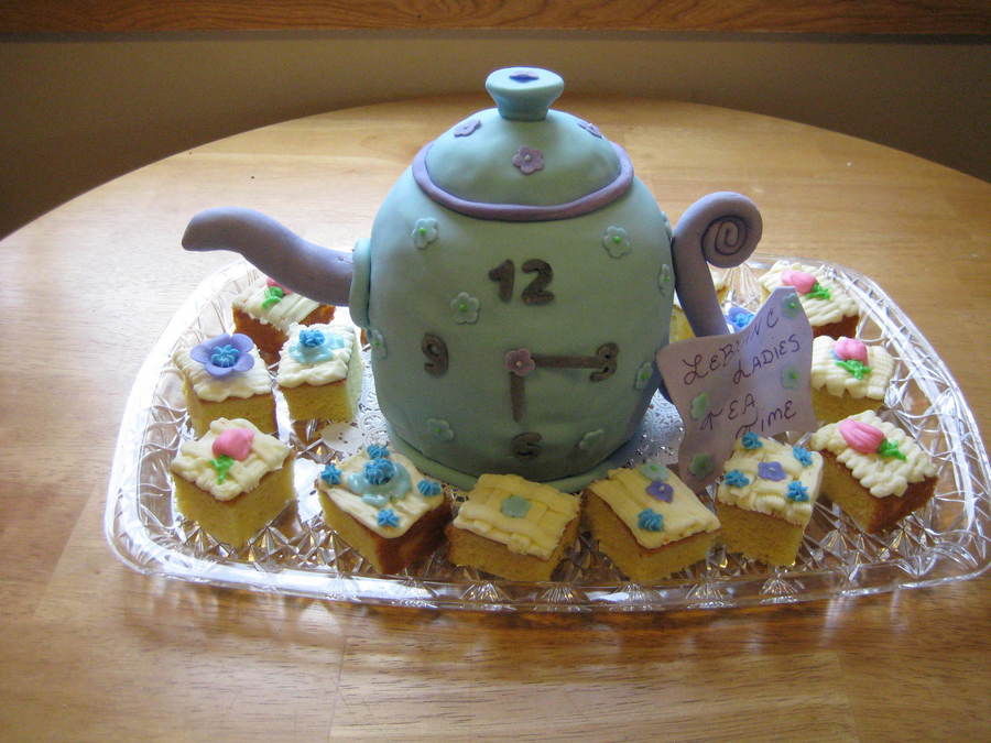 Teapot Cake - CakeCentral.com