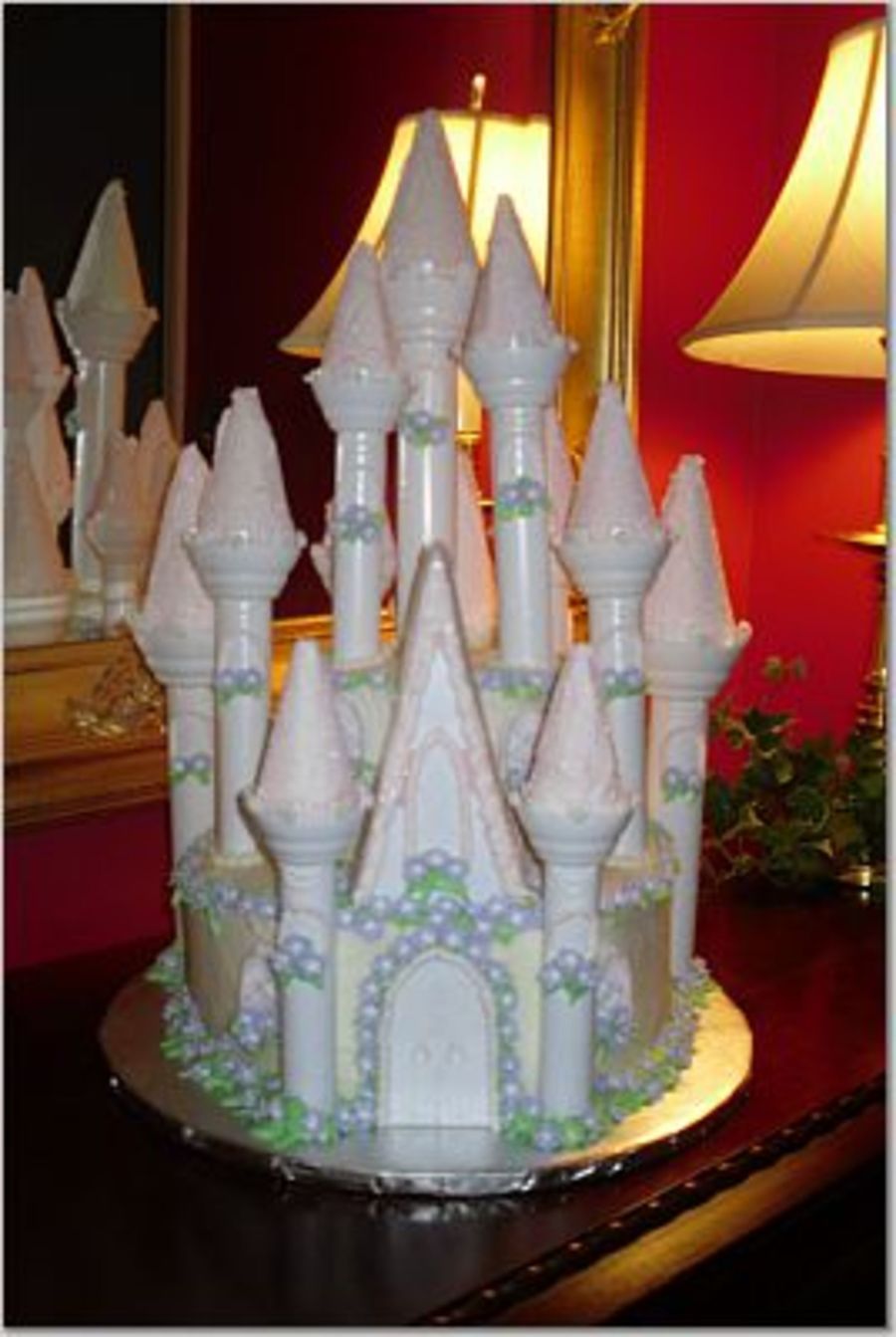 Castle Cake - CakeCentral.com