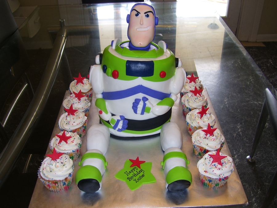 Buzz Lightyear - CakeCentral.com