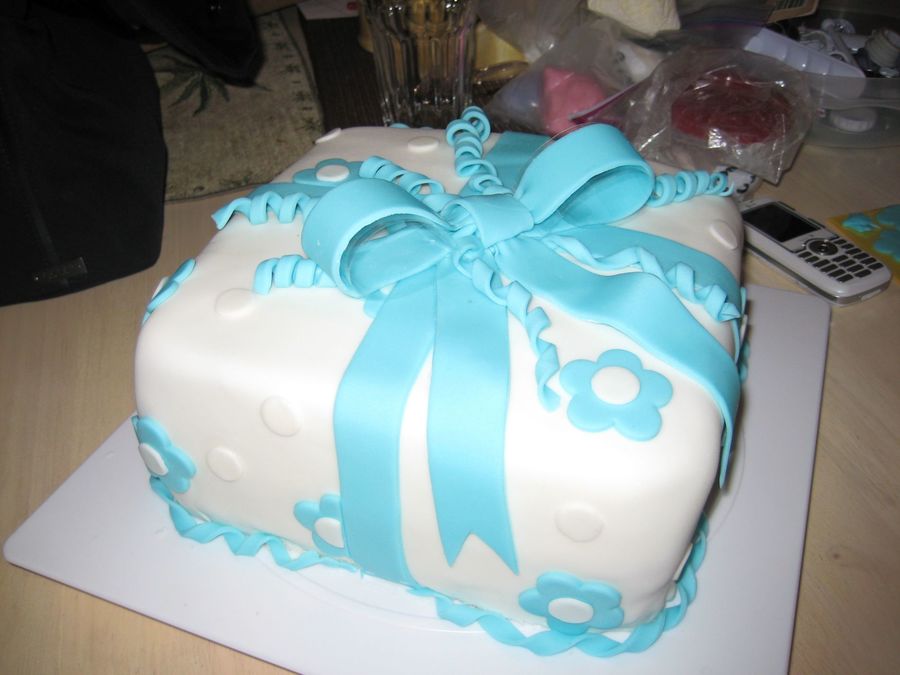Present Fondant Cake - CakeCentral.com