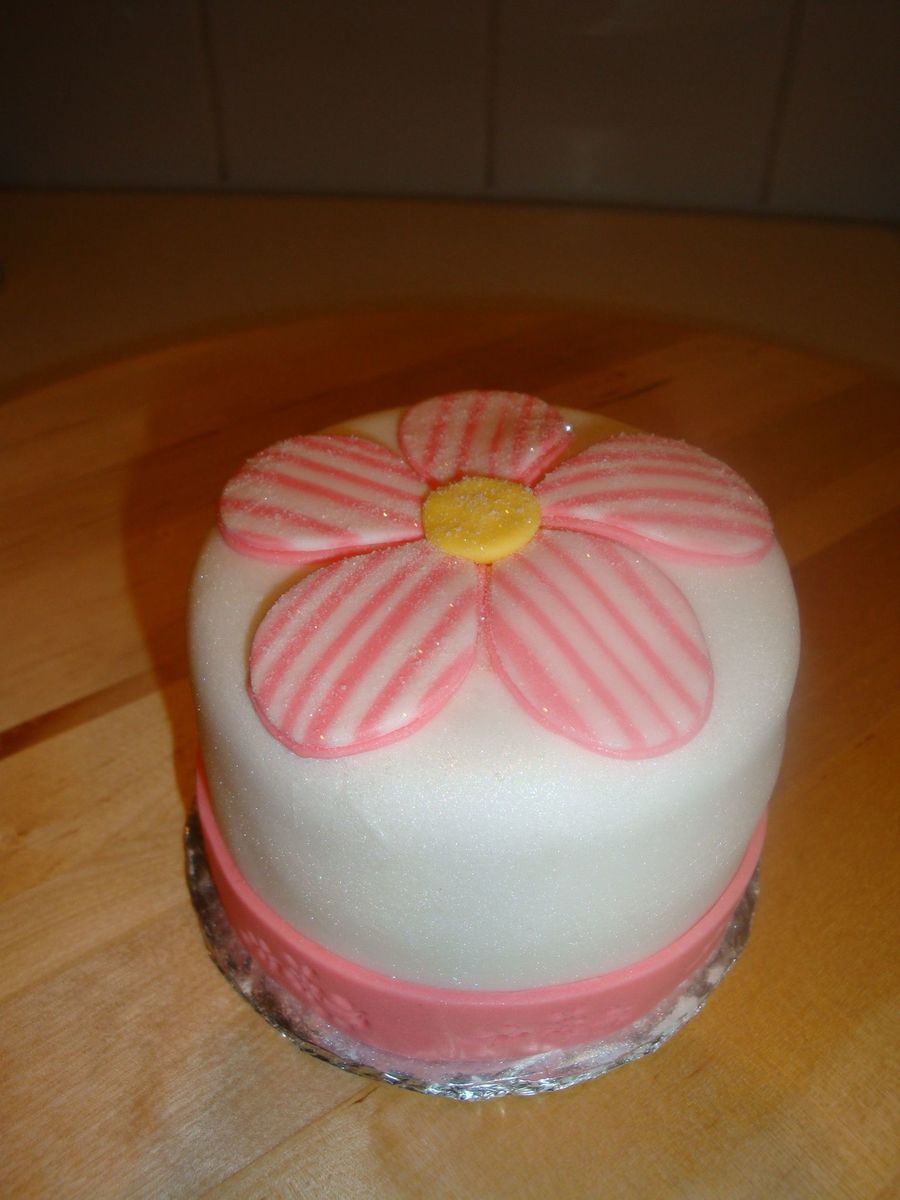 Little Gem - CakeCentral.com