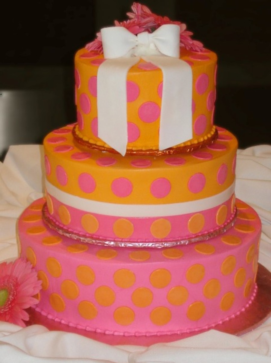 Polka Dots - CakeCentral.com