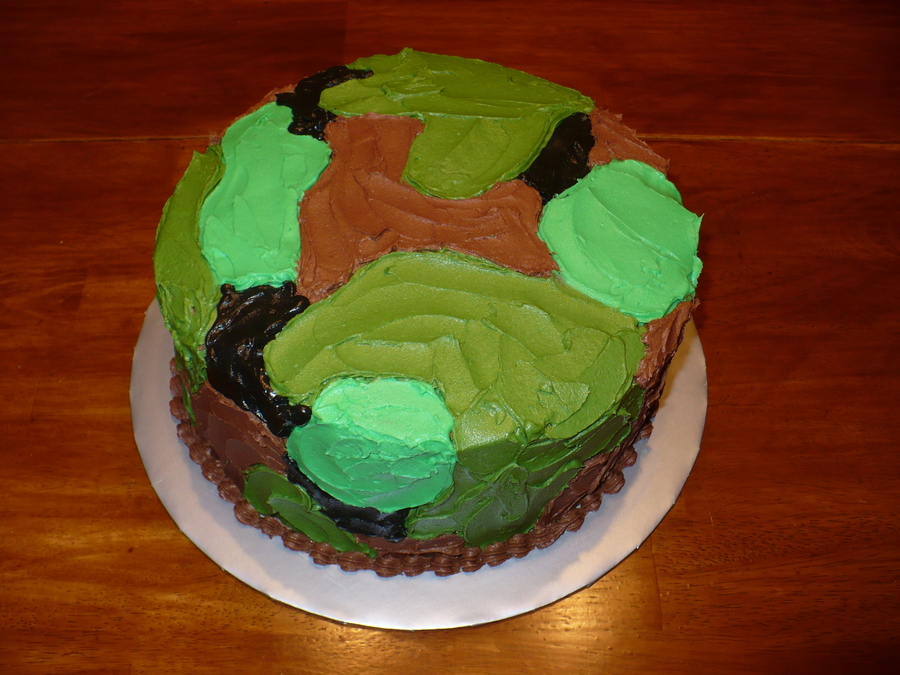 Camouflage Birthday Cake - CakeCentral.com