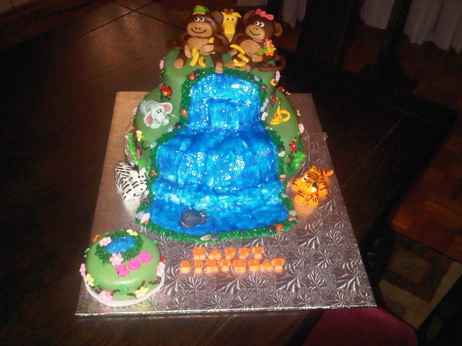 Jungle Waterfall - CakeCentral.com