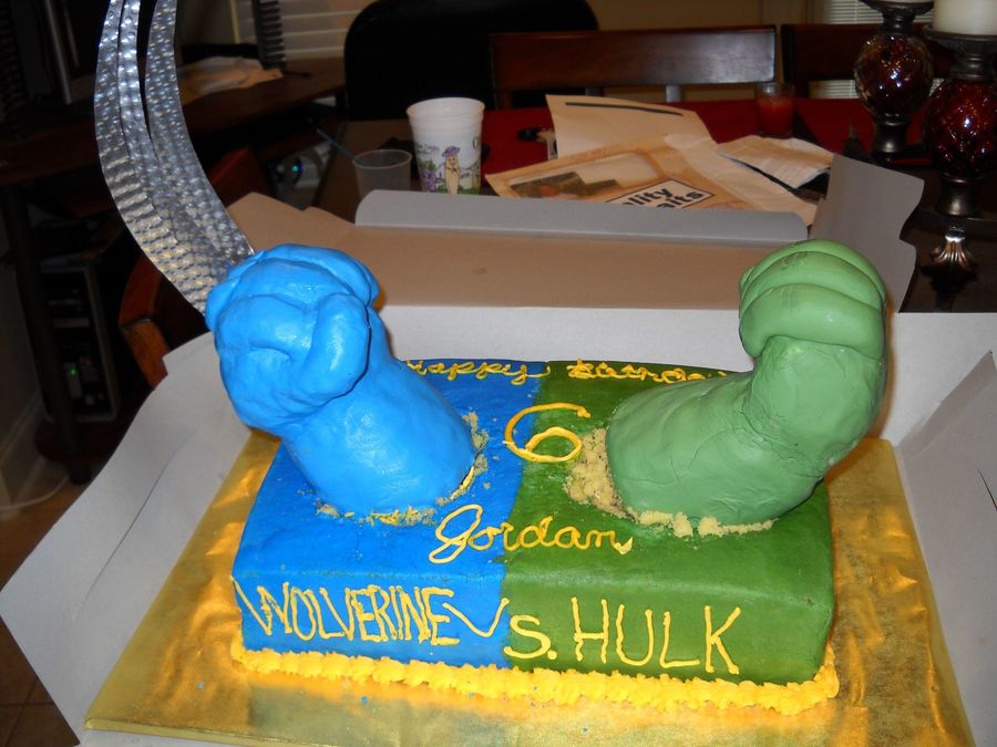 Wolverine Vs Hulk - CakeCentral.com