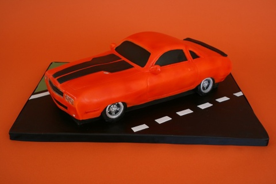 Dodge Challenger Car Cake - CakeCentral.com