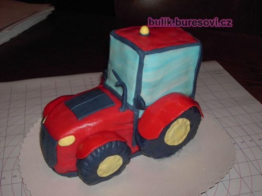 Tractor - CakeCentral.com