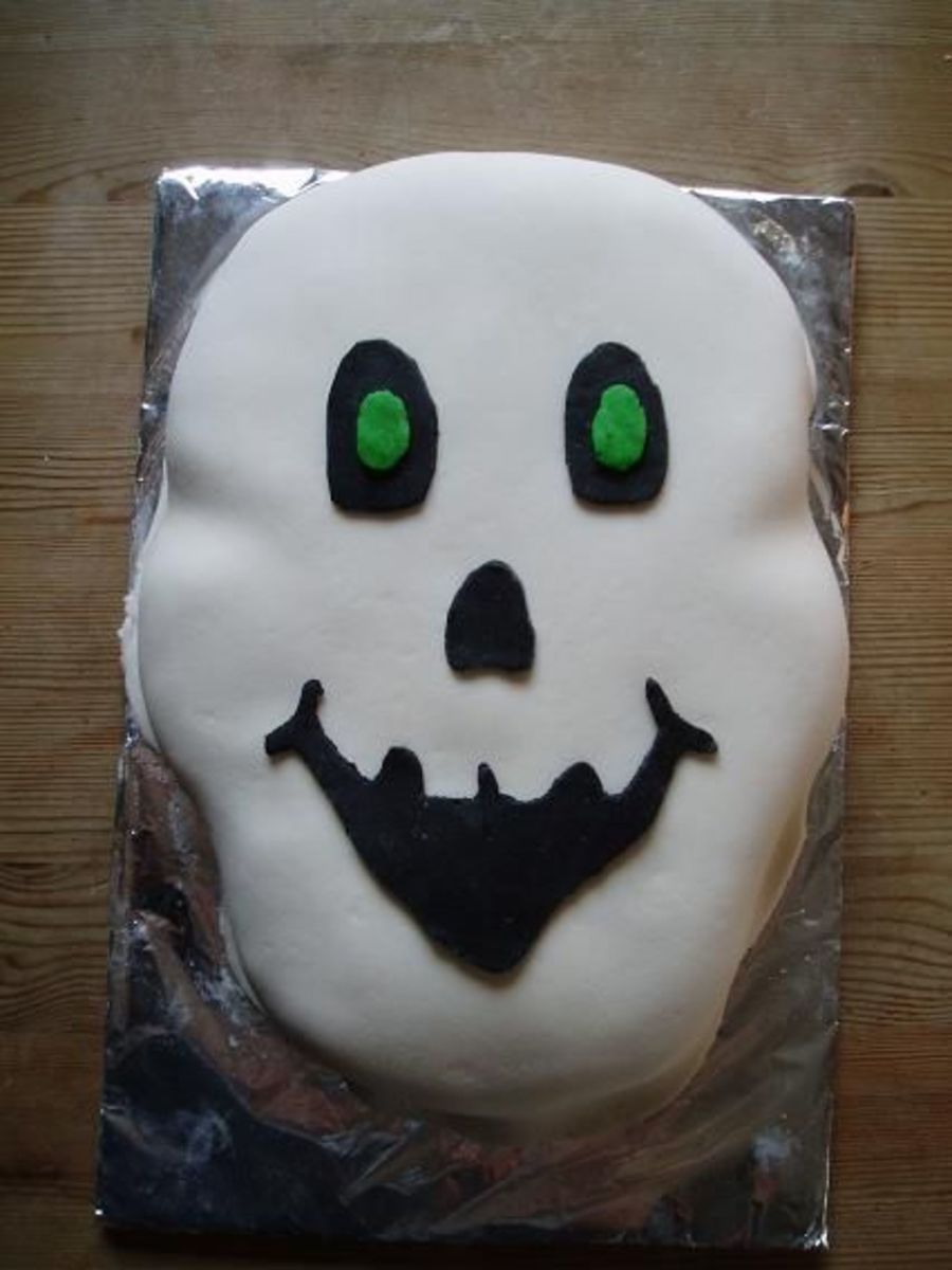 Ghostcake - CakeCentral.com
