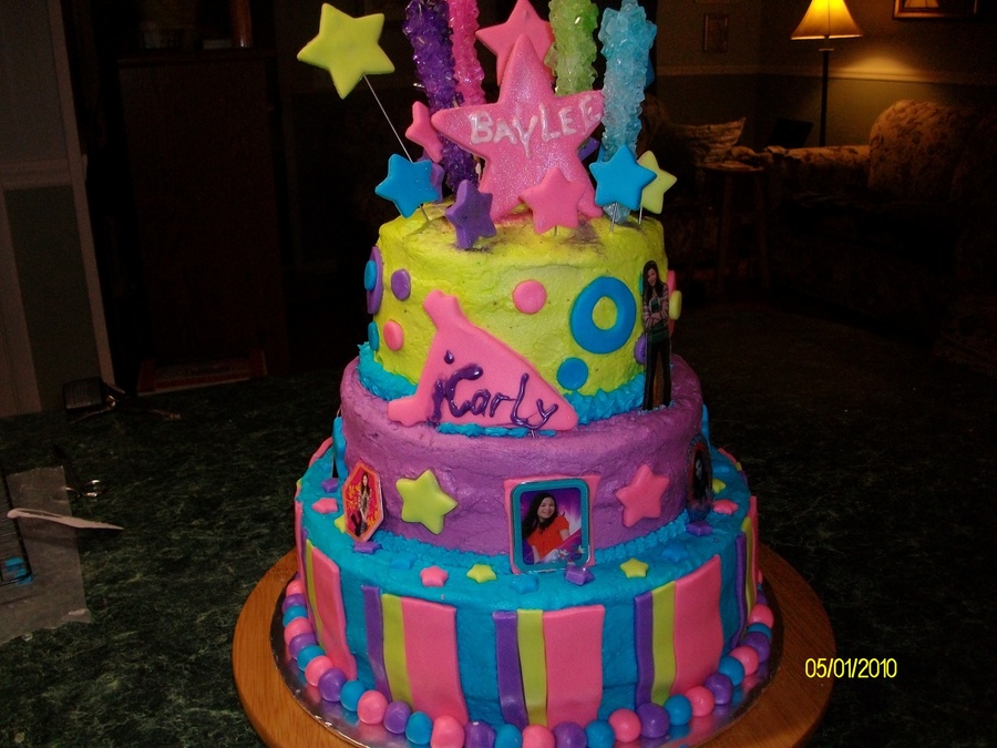 Icarly - CakeCentral.com