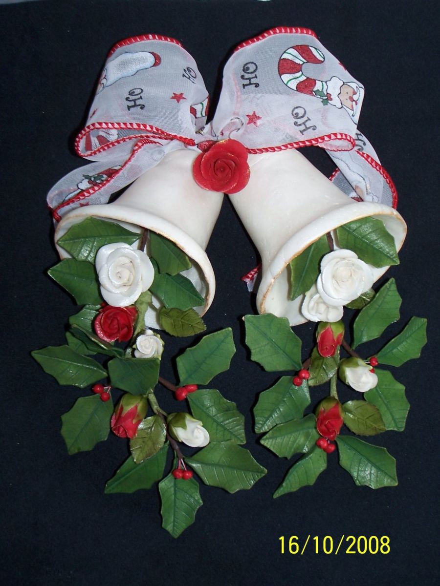 Christmas Bells - CakeCentral.com