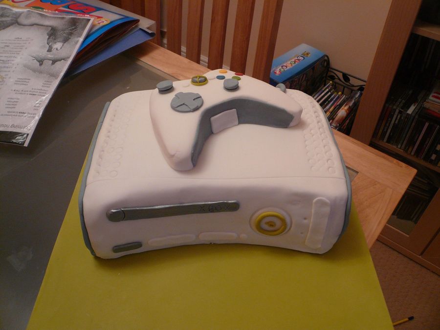 Xbox 360 Cake - CakeCentral.com