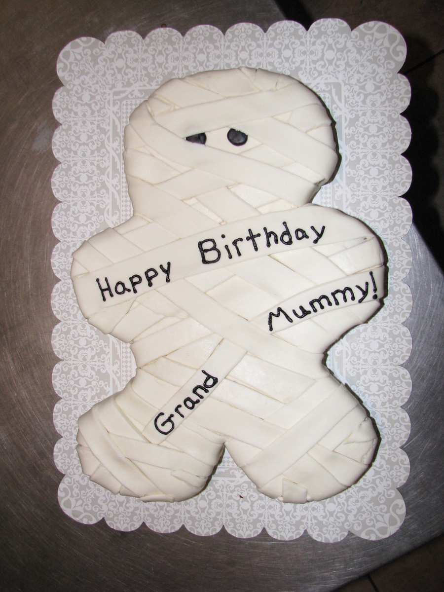 Grand Mummy - CakeCentral.com
