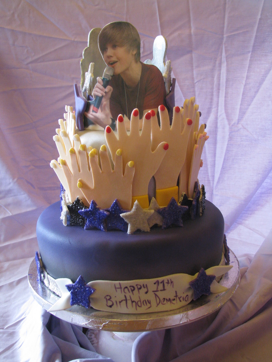 Justin Bieber Birthday Cake - CakeCentral.com