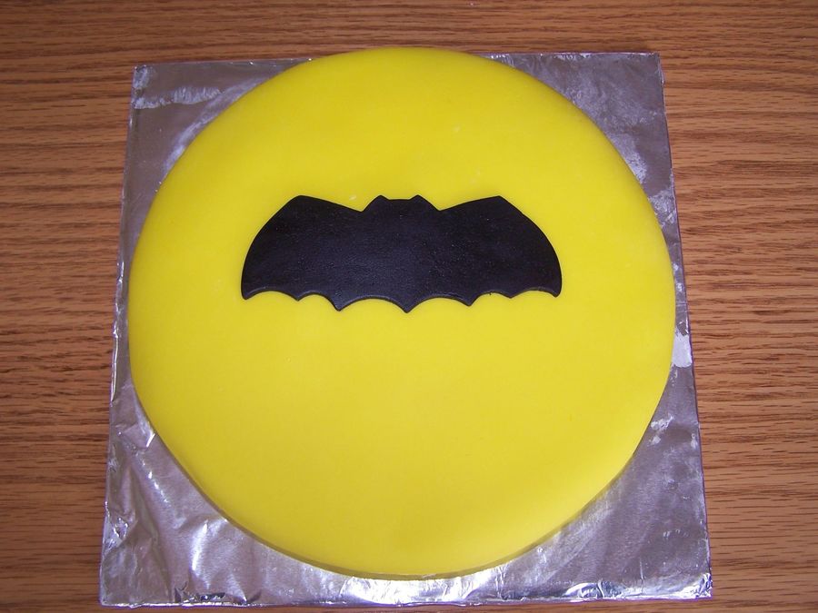 Simple Batman Cake - CakeCentral.com